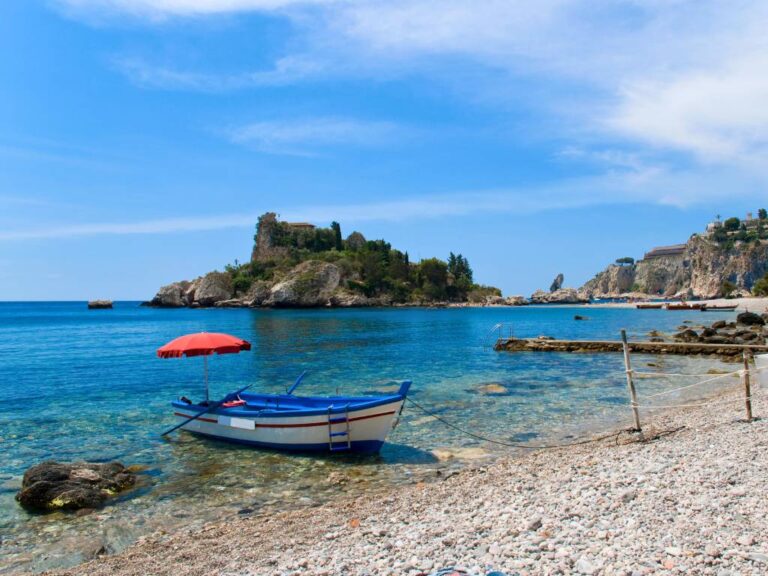 Adventures with Sarah | Blog | Finding the best beaches in Sicily